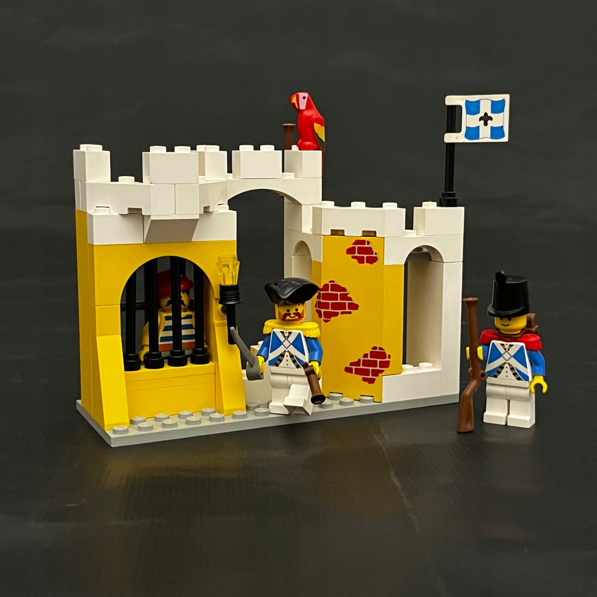 6259 LEGO Areszt Gubernatora Broadside'a - LEGO | Sklep EMPIK.COM