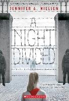 A Night Divided (Scholastic Gold) - Nielsen Jennifer A. | Książka w Empik