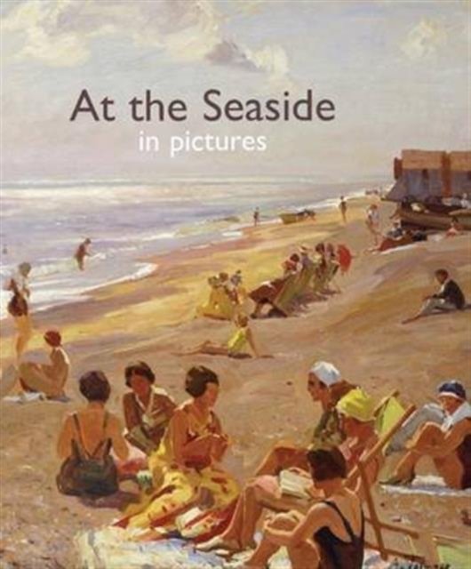 At the Seaside in Pictures - Opracowanie zbiorowe | Książka w Empik