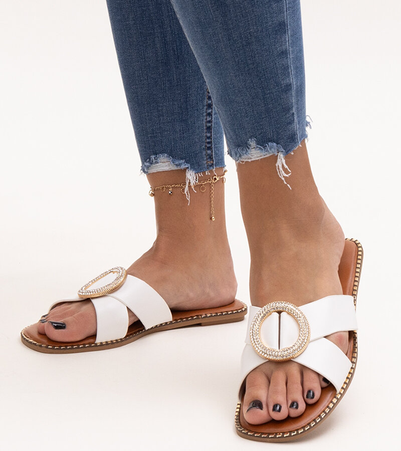 Białe klapki zdobione klamerką w cyrkonie Salimba-37 - Inna marka ...