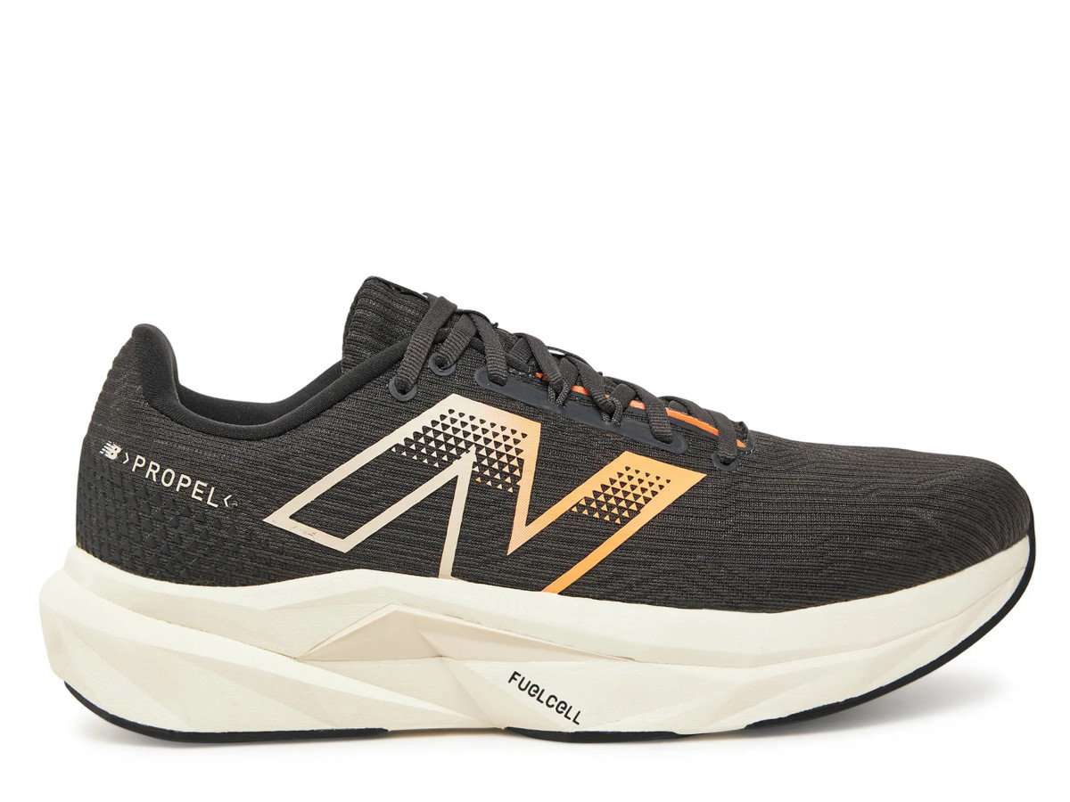 Buty męskie NB MFCPRCB5 FUEL CELL PROPEL Czarne - New Balance | Sport ...