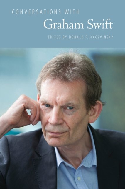 Conversations with Graham Swift - Opracowanie zbiorowe | Książka w Empik