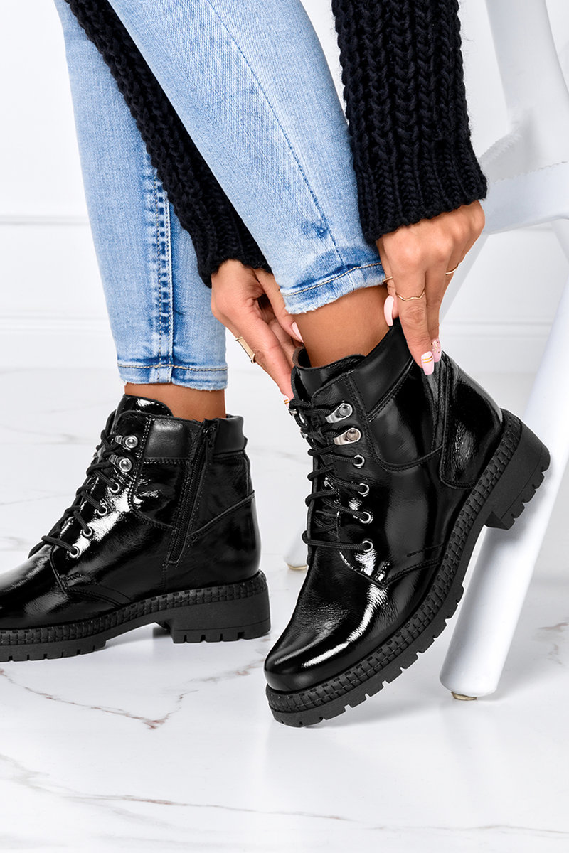 Czarne botki na platformie lakierowane sznurowane polska skóra Casu ...
