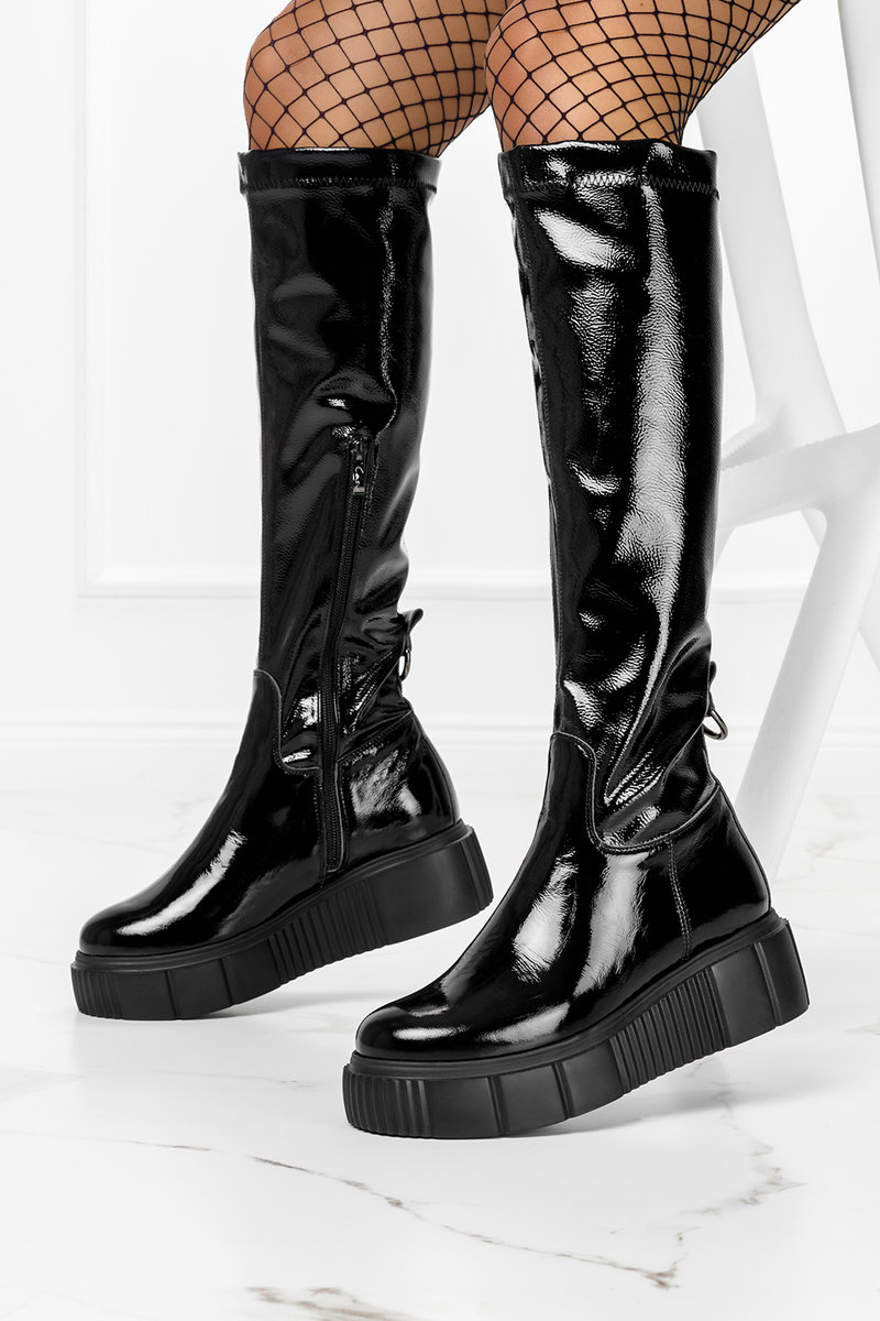 Czarne kozaki skórzane lakierowane na platformie PRODUKT POLSKI Casu 70120-41 - Casu | Moda ...