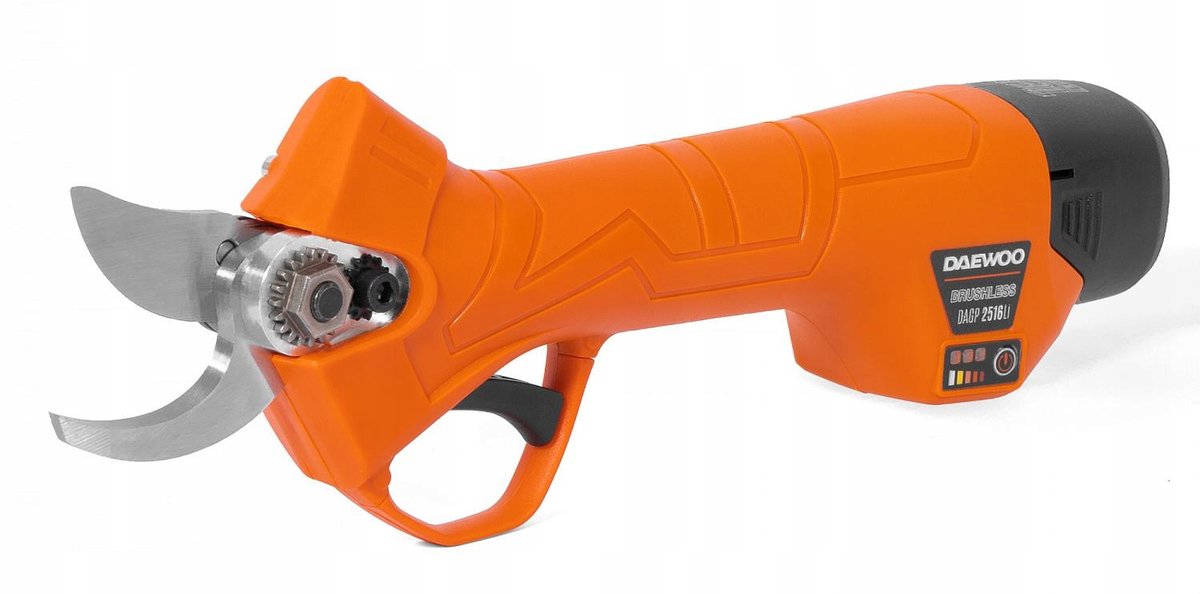 DAEWOO ZESTAW SEKATOR AKUMULATOROWY 16V + AKUMULATOR 3.0Ah + ŁADOWARKA ...