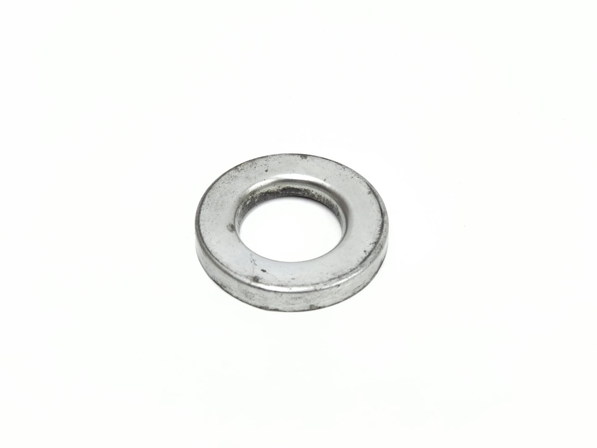 Dekielek Dekiel Suportu prawy Romet Mistral Meteor Orkan Wagant Gazela ...