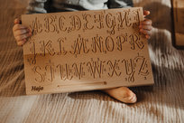 Drewniana tablica grafomotoryczna litery pisane duże - Hajo Kids ...