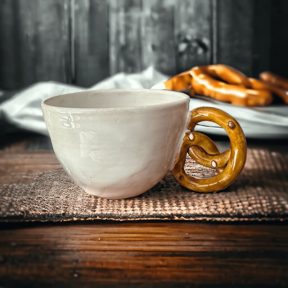 Filiżanka precel z solą - Ceramika MAKI - Pracownia Artystyczna | Sklep ...