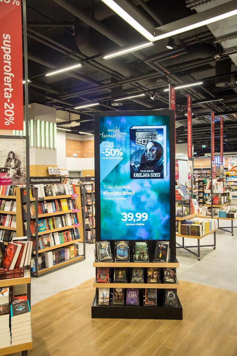 Flagowy Empik Future Store w warszawskiej Arkadii - Empik Pasje