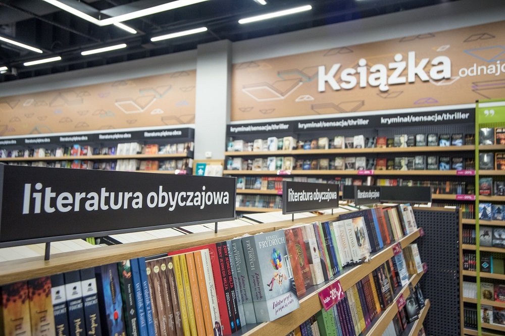Flagowy Empik Future Store w warszawskiej Arkadii - Empik Pasje