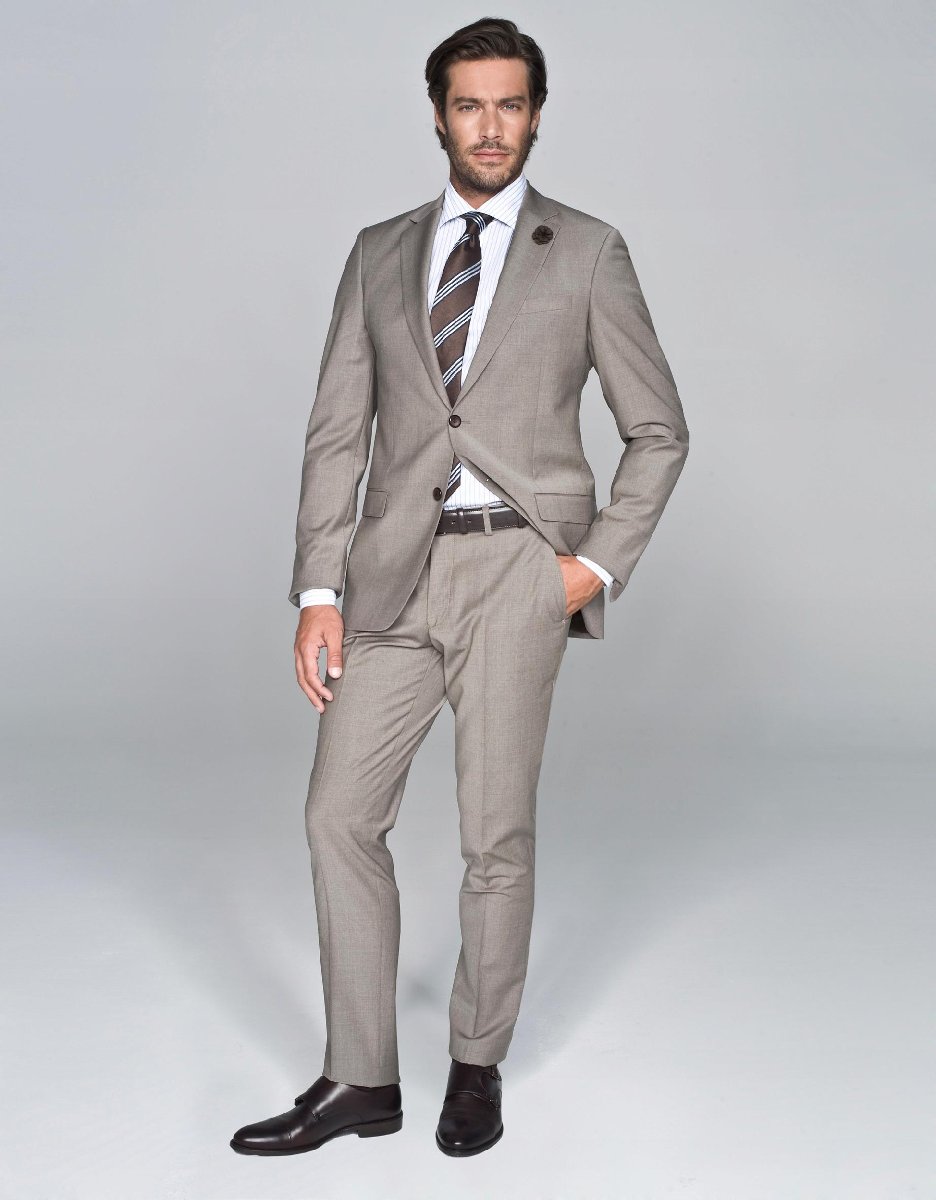 Garnitur męski calabro beżowy slim r. 182 104 92 - Borgio | Moda Sklep ...