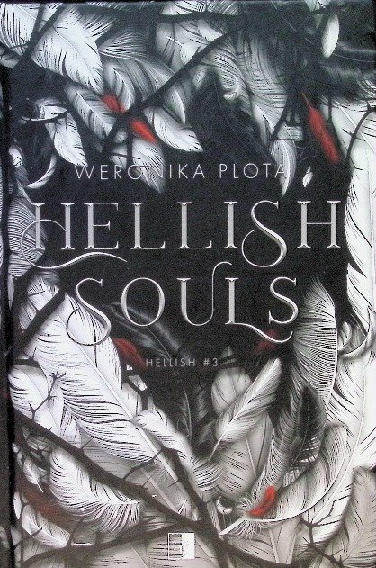 Hellish souls - Weronika Plota | Książka w Empik