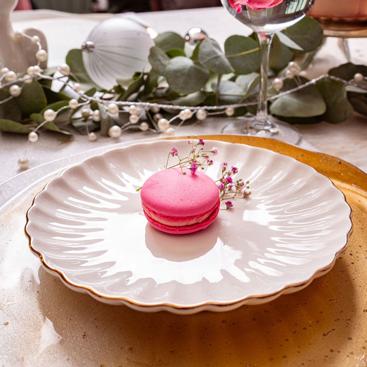 HOMLA MELIDA Talerz obiadowy ze złotą obwódką 27 cm - Homla | Sklep ...