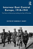 Interwar East Central Europe, 1918-1941 - W opisie | Książka w Empik