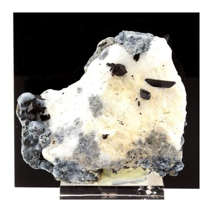 Kamienie i minerały. Neptunit + Joaquinit-(Ce). 386,6 ct. San Benito Co ...