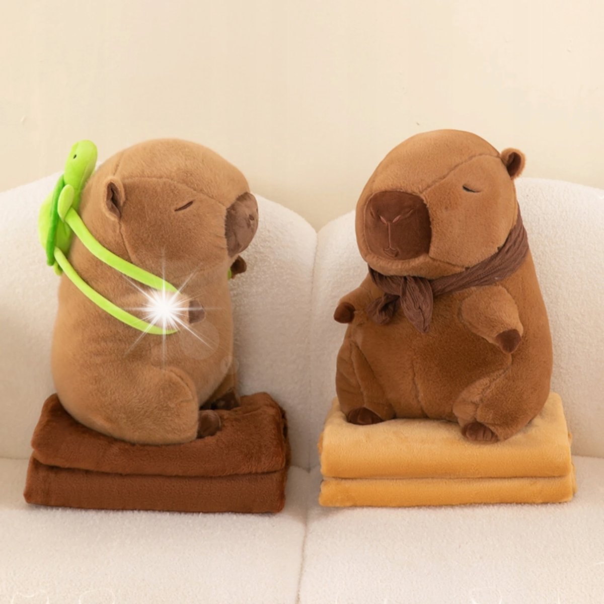 KAPIBARA Z KOCYKIEM DUŻA MASKOTKA PRZYTULANKA PODUSZKA KOCYK PLUSZAK ...