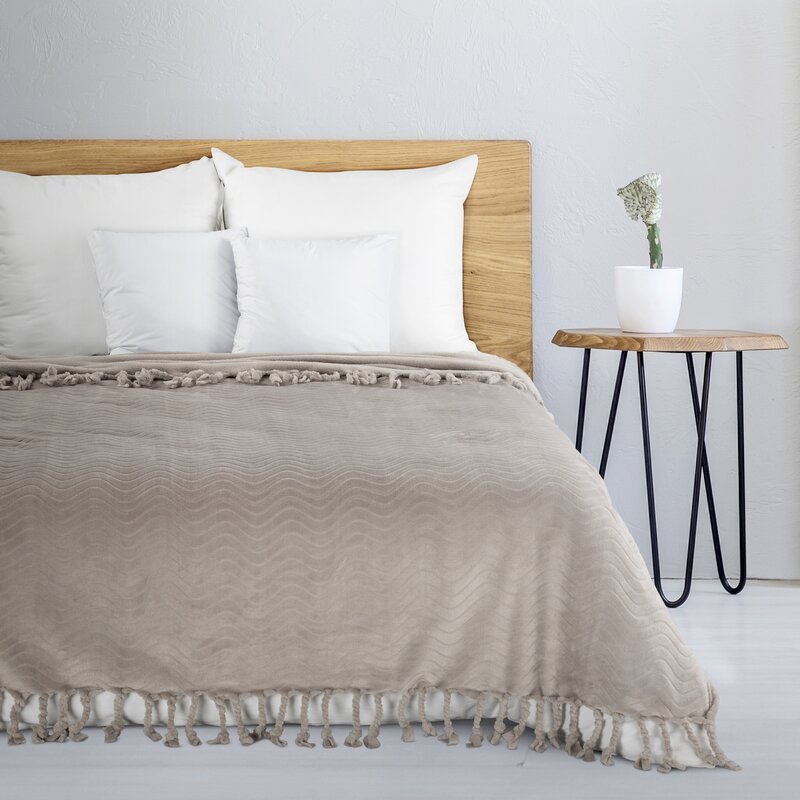 Koc z frędzlami 150x200 mikrofibra jednolity tłoczony EMMA beżowy ...