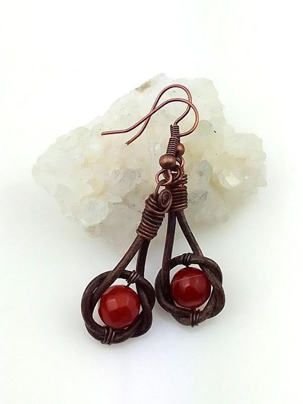 Kolczyki rzemień naturalny 4.9x1.4 cm, agat, znak Byka i Skorpiona - Ludwika Lipińska | Moda ...