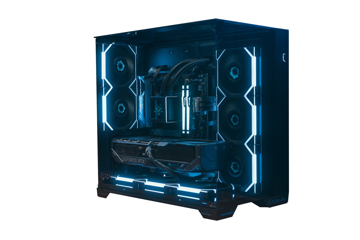 Komputer gamingowy - Lian Li O11 Vision Compact Ryzen-7-9800X3D/64GB ...