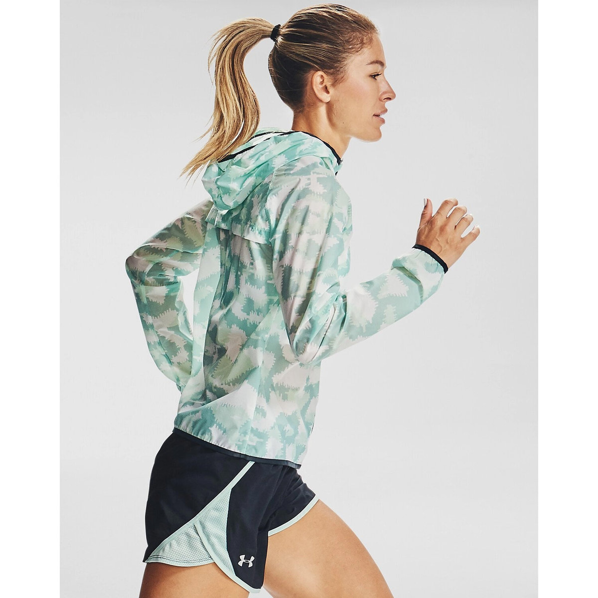 Kurtka damska Under Armour Run Anywhere STORM Jkt-S - Under Armour | Sport Sklep EMPIK.COM