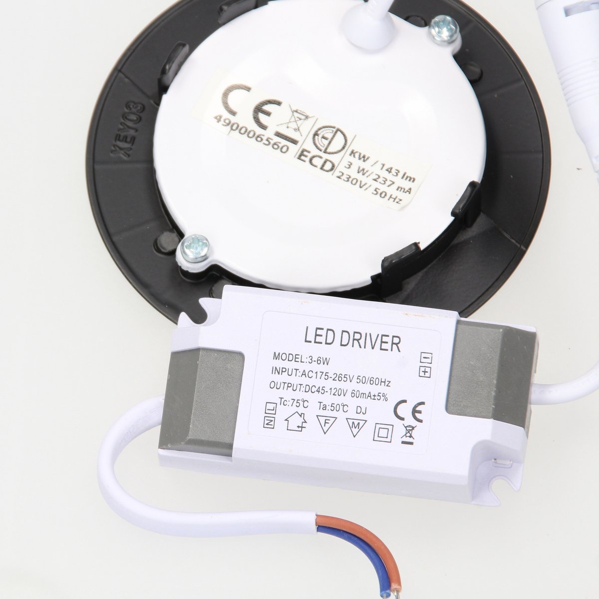 Led-637 / Led Panel Rund 3W Kw Schwarz Ac 220-240V - ECD Germany ...