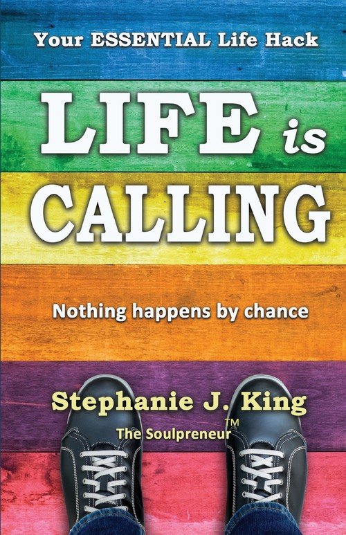 Life is Calling - Stephanie J. King | Książka w Empik