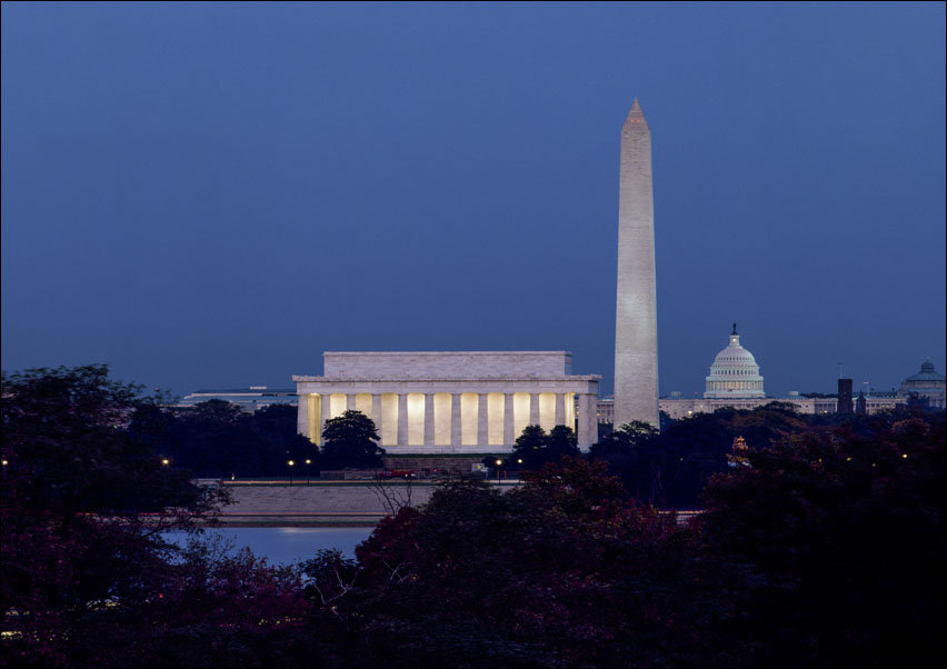 Lincoln Memorial, Washington Monument and the United States Capitol ...