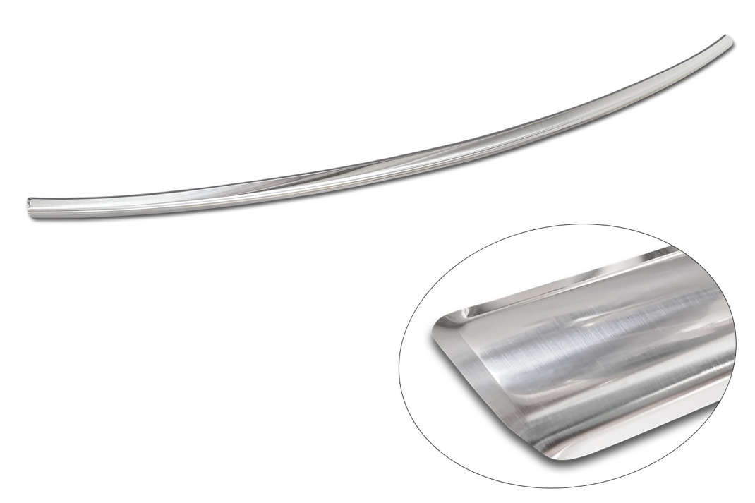 Listwa bagażnikowa TESLA MODEL Y 2020- 2/35536 stal srebrny - Avisa ...