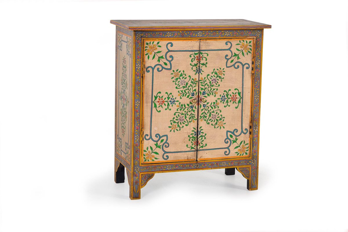 Mango wood sideboard with hand-painted details. Multi-colored. Giner y ...