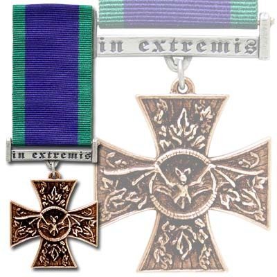 Medal D.G.C. - The Distinguished Goth Cross - Inna marka | Moda Sklep ...