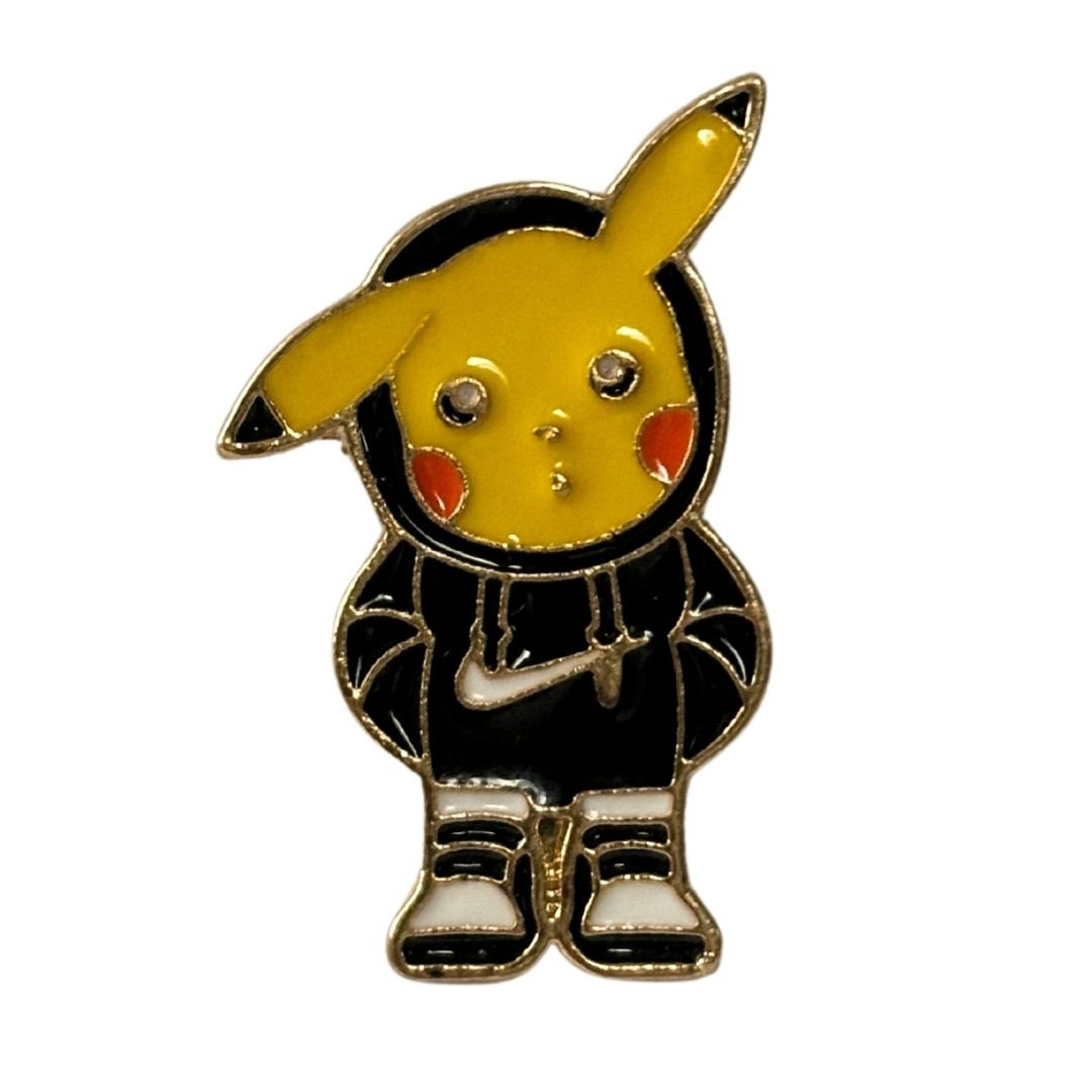 Metalowa Przypinka Pin Pokemon Pikachu w Bluzie i Kapturku - Inna marka | Moda Sklep EMPIK.COM