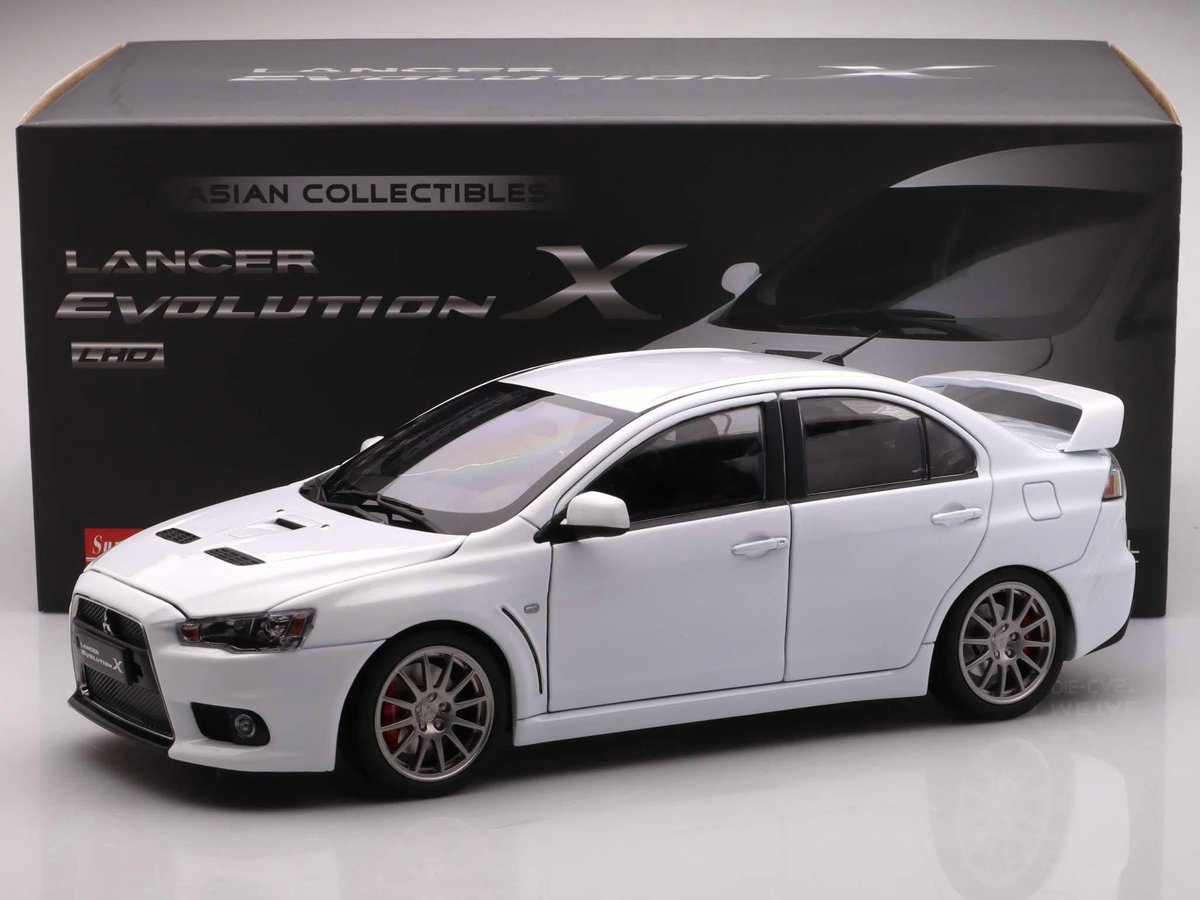 Mitsubishi Lancer Evo X, white SunStar 1:18 - Mitsubishi OE | Sklep ...