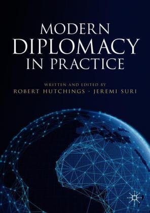 Modern Diplomacy in Practice - Hutchings Robert | Książka w Empik