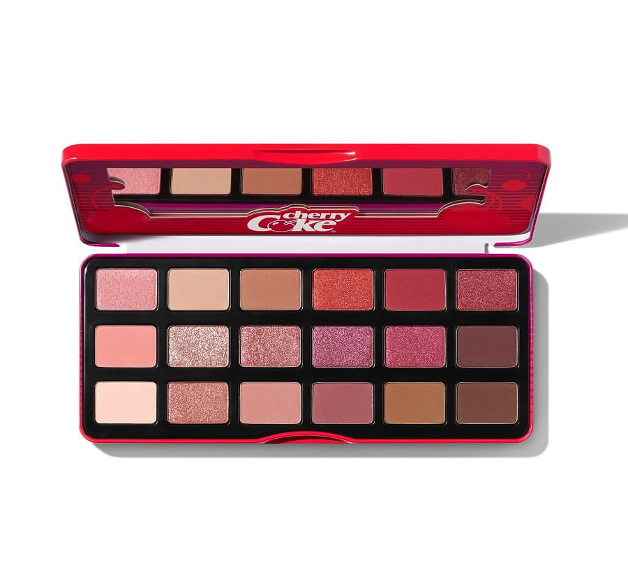 MORPHE X Coca-Cola Cheerfully Cherry Artistry Palette, Paleta cieni do ... MORPHE X Coca-Cola Cheerfully Cherry Artistry Palette, Paleta cieni do ...