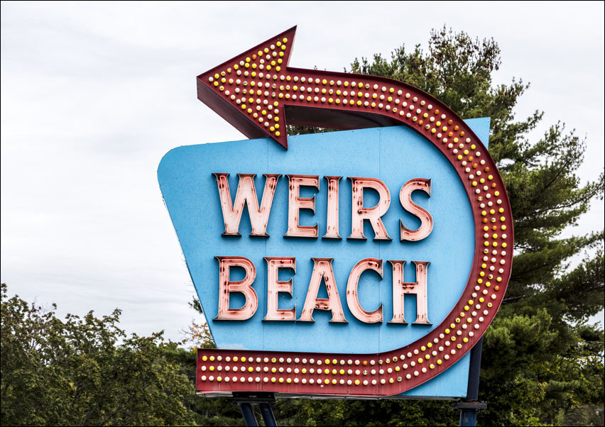 Neon sign to Weirs Beach, New Hampshire., Carol Highsmith - plakat ...