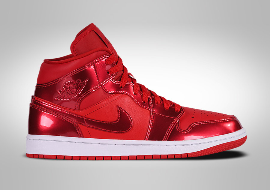 Nike Air Jordan 1 Retro Mid Wmns University Red - Jordan | Sport Sklep ...