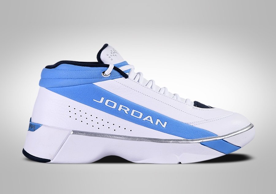 Nike Air Jordan Team Showcase Unc North Caroline Blue - Jordan | Sport ...
