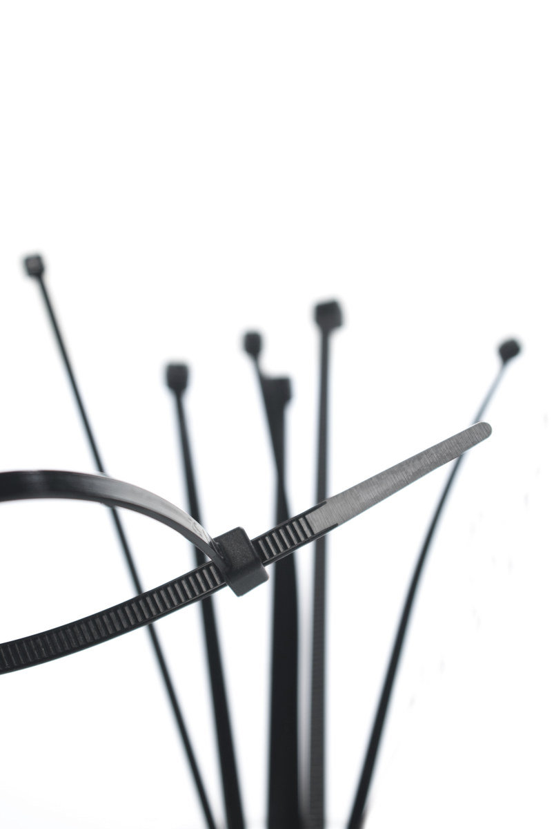 Opaska kablowa odporna na promieniowanie UV SUV-370STW 360x4,5, opk=100szt. - Inny producent ...