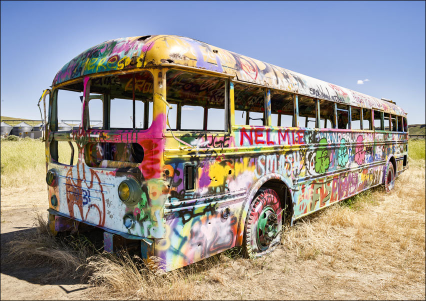 Painted bus in Washtucna, Washington., Carol Highsmith - plakat 84,1x59 ...