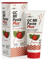 Pasta do zębów GC Mi Paste Plus Strawberry 35 ml | Sklep EMPIK.COM