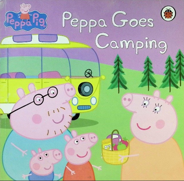 Peppa Pig Peppa Goes Camping - Opracowanie zbiorowe | Książka w Empik