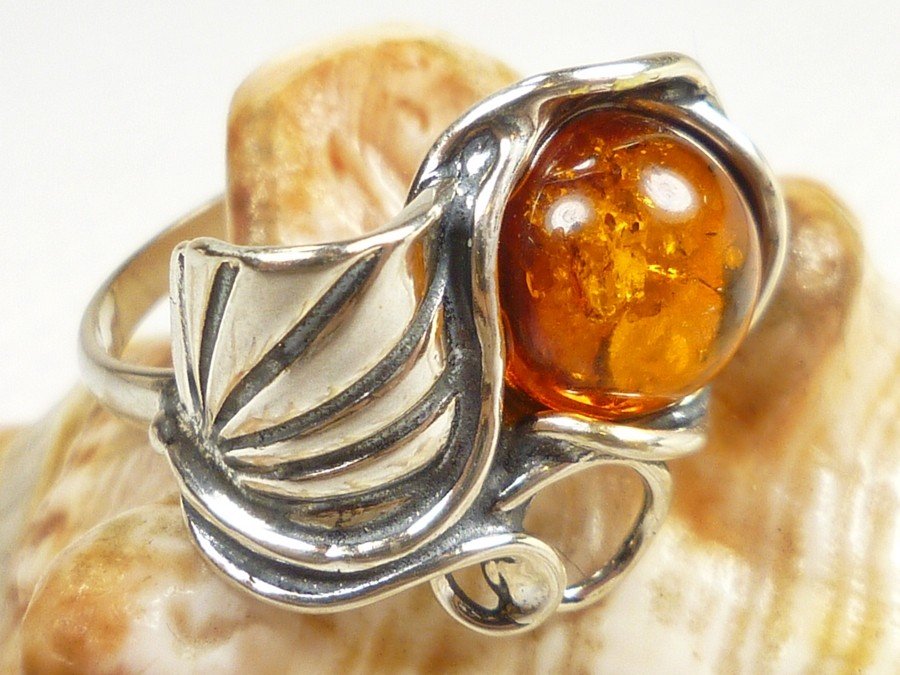 Pierścionek srebrny z bursztynem rozmiar 15, 112-116 - AMBERGRAND | Moda Sklep EMPIK.COM