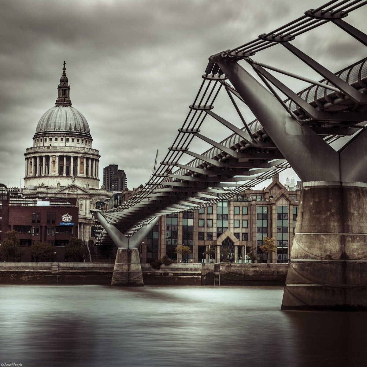 Plakat 30x30cm Widok na Katedrę św. Pawła i Most M - Inna marka | Sklep ...