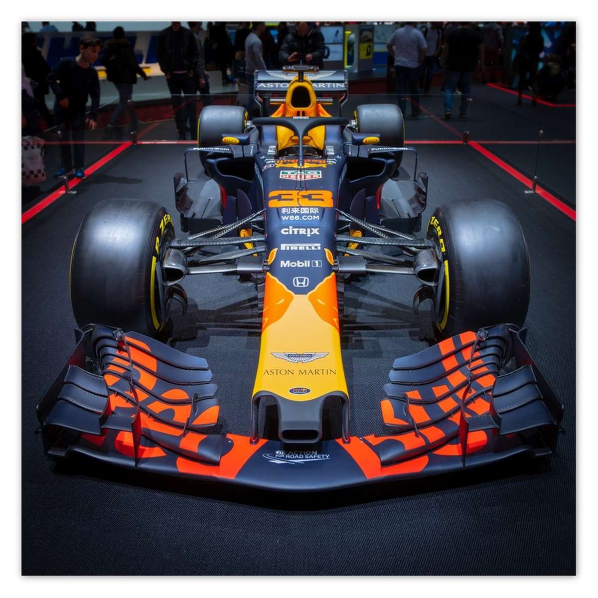 Plakat Bolid Formuła 1, 50x50 cm - ZeSmakiem | Sklep EMPIK.COM