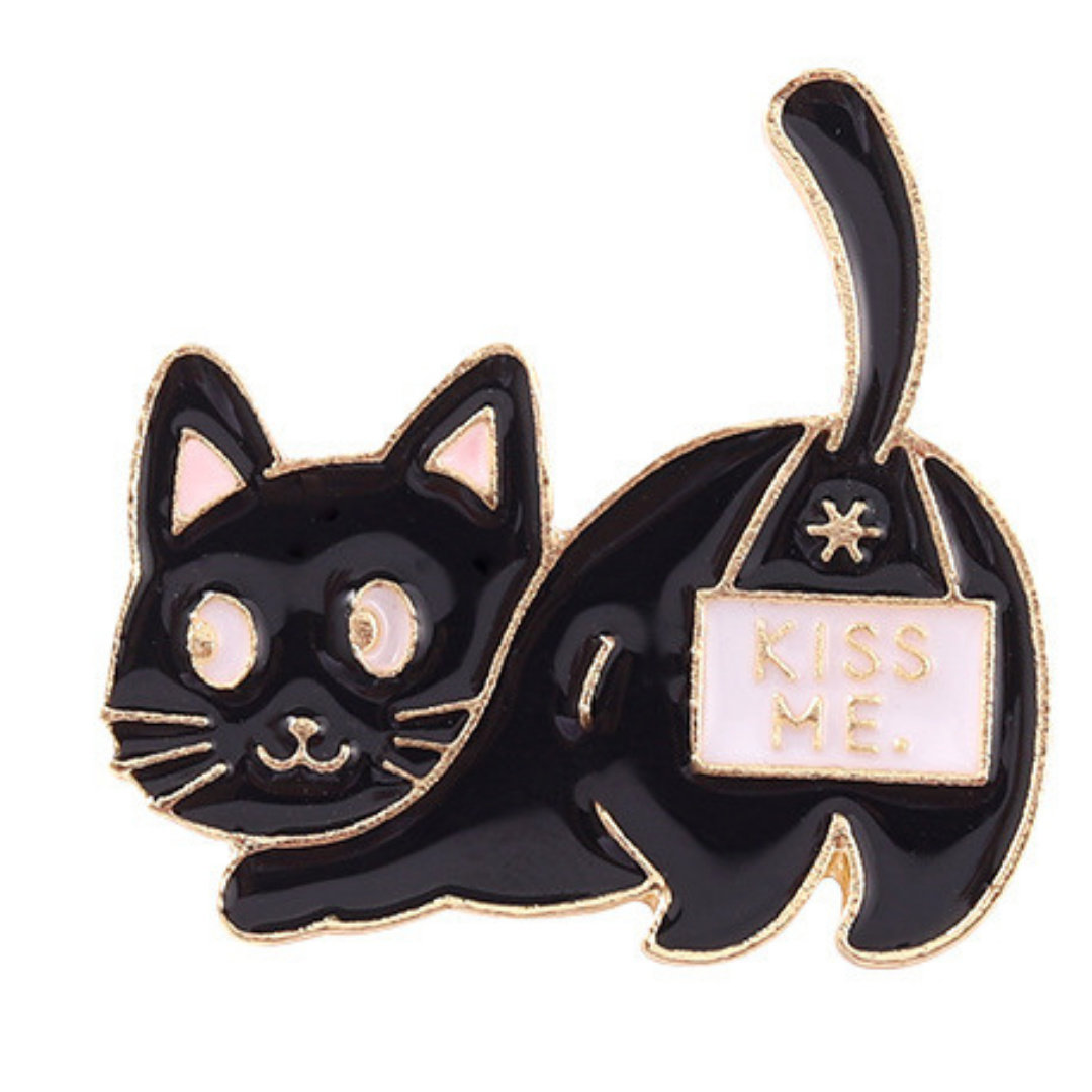 Przypinka Metal Kot z Tabliczką Kiss Me in Ass Pin - Inna marka | Moda ...