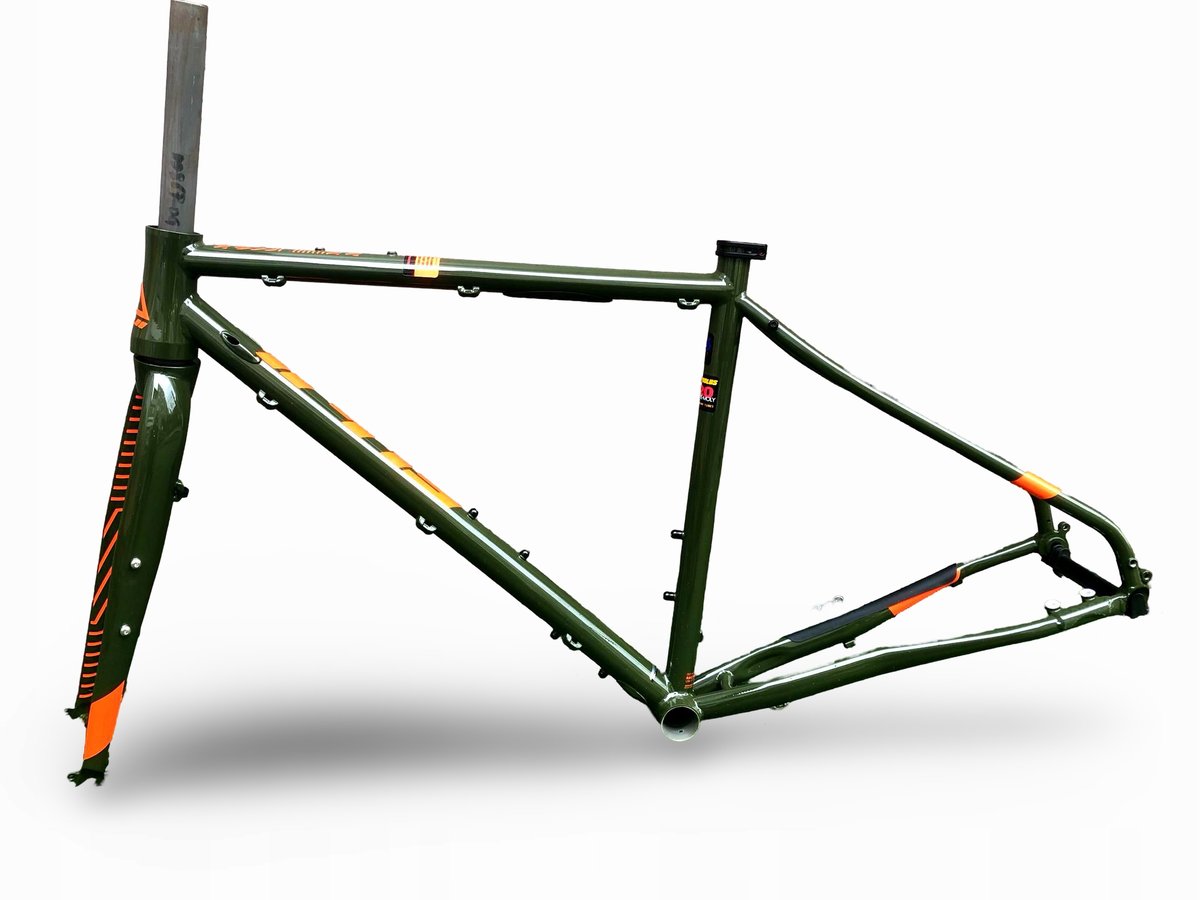 RAMA ROWEROWA GRAVEL FUJI JARI 2.3 ROZMIAR 49CM Z WIDELCEM - Inna marka ...