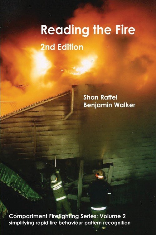 Reading the Fire - second edition - Shan W Raffel | Książka w Empik