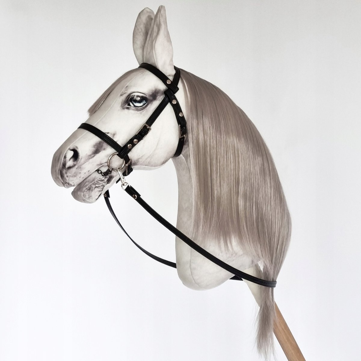 Realistyczny hobby horse, konik na patyku, koń Siwek A4 - inna (Inny ...