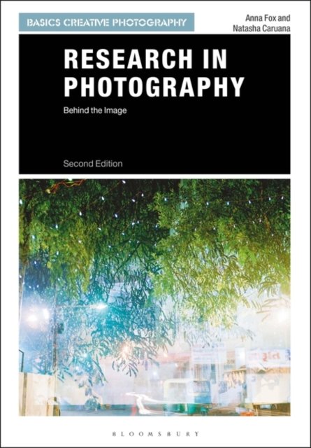 Research in Photography. Behind the Image - Opracowanie zbiorowe ...