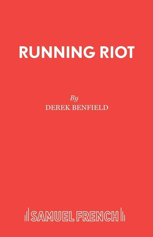 Running Riot - Derek Benfield | Książka w Empik